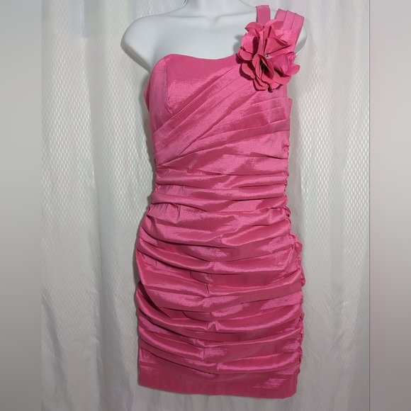 Jodi Kristopher | Dresses | Jodi Kristopher Ruched Formal Body Con Mini ...